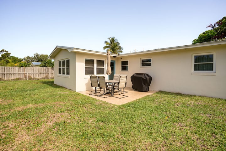 Walk To Jetty Park: Harbor District Home! - Fort Pierce, FL