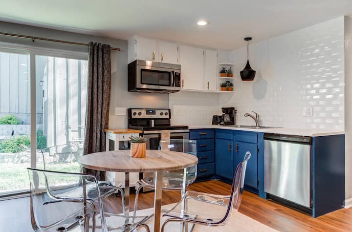 Charming 2br W/ Outdoor Space 29 - Kansas City, KS