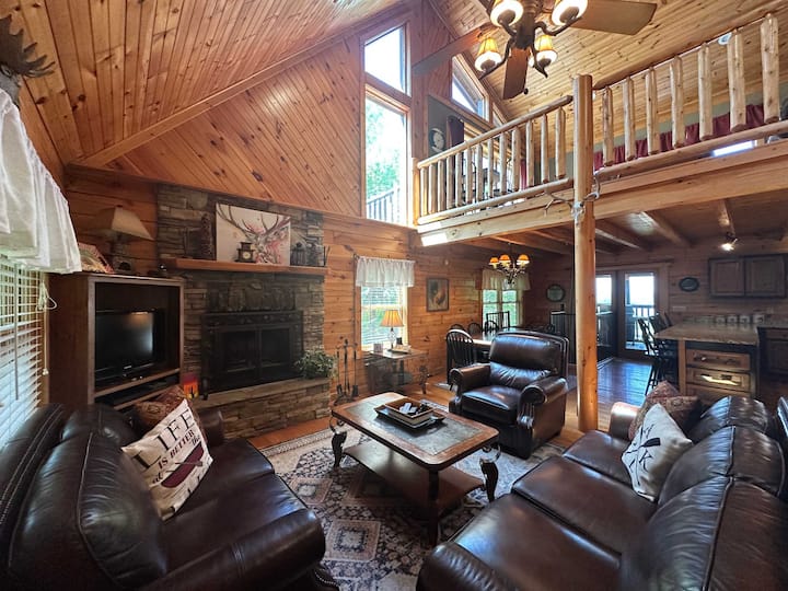 5 Bdr For 20 With Hot Tub, Pool Table & Lake View! - Douglas Lake, TN
