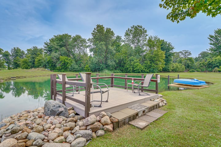 1 Block To Lake Huron: Pet-friendly Apt W/ Kayaks - Lakeport State Park, Lakeport