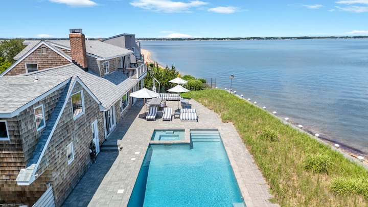 Bayfront Luxury Retreat With Heated Pool - Riverhead, NY