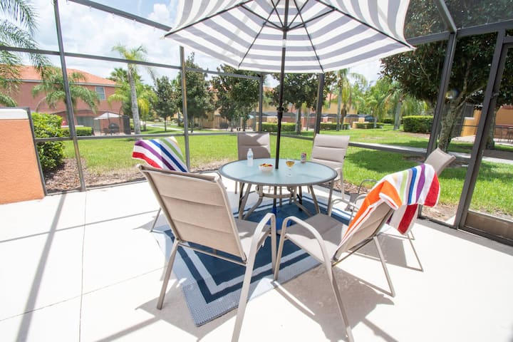 New - Townhome On Amazing Resort - Private Hot Tub - Four Corners, FL