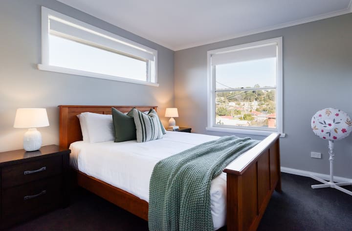 Cozy Tamar Valley Escape - Riverside