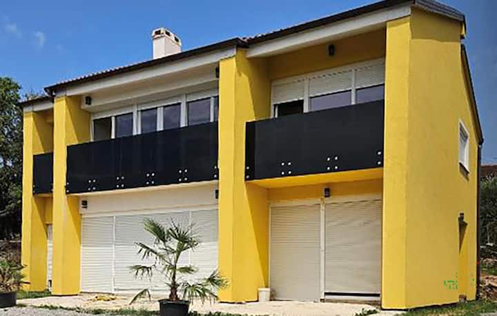 3 Bedroom Nice Apartment In Marinici - Rijeka