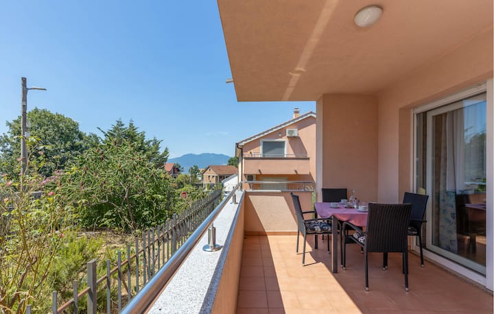 Pet Friendly Apartment In Rijeka With Wifi - Rijeka