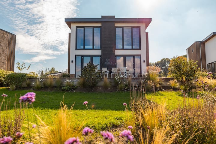 Maas Villa Water View | 10 Persons - 's-Hertogenbosch