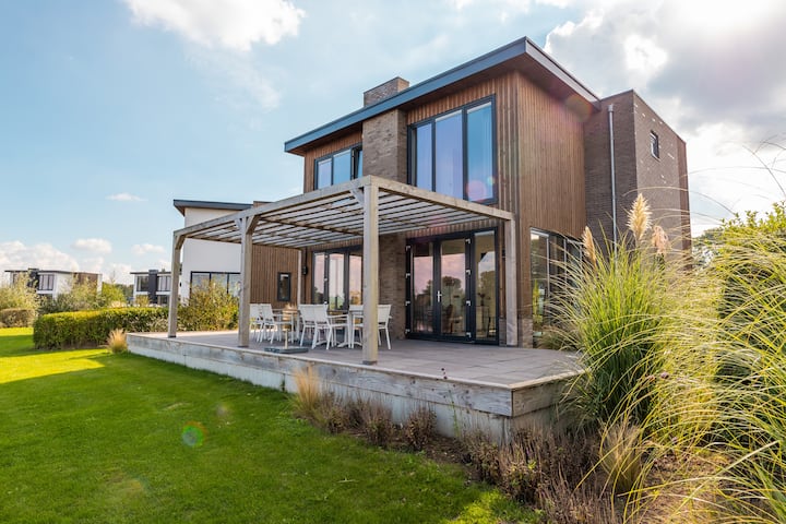 Maas Villa Water View | 8 Persons - Zaltbommel