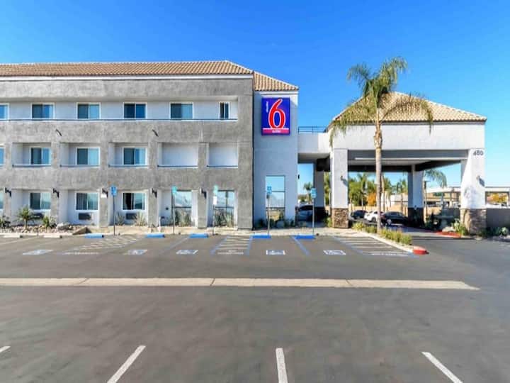 2 Lits Queen | Ns | Réfrigérateur - Perris, CA