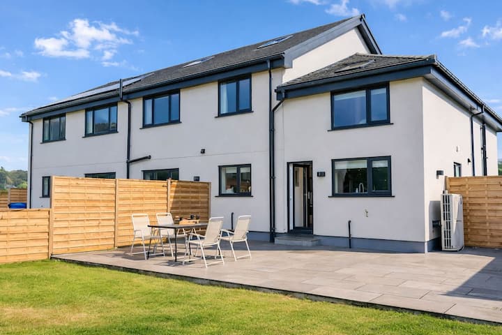 Stylish Country Escape | Scenic Views & Ev Charger - Llandeilo