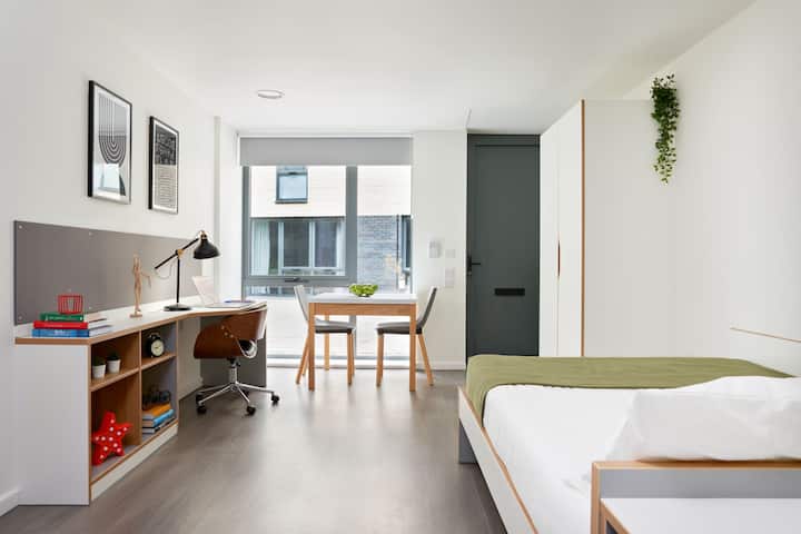 Students Only Trendy Studios At Sharman Court - Sheffield