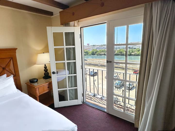 2 Units | Family Friendly Stay Near City Sites - Nuevo Laredo