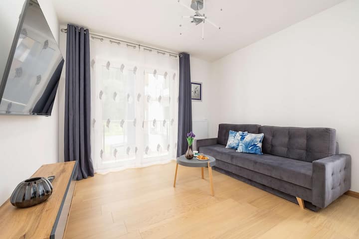 Ustrońska 18b | Modern Apartment | Balcony - Ustroń