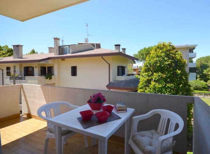 Studio Avec Terrasse Pour 2 Personnes - Lignano Sabbiadoro