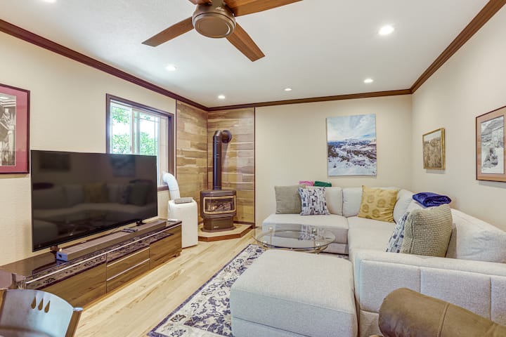 Pet-friendly Retreat W/ Fenced Yard In Aurora - Aurora, CO