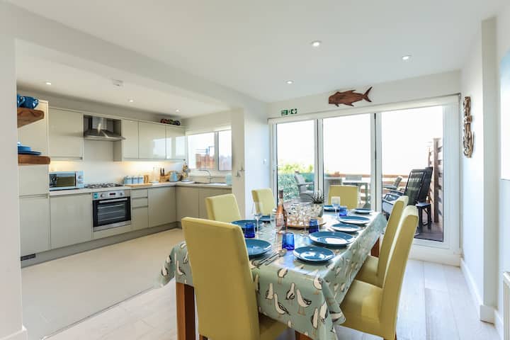 The Beach House- Bracklesham Bay - Bracklesham Bay