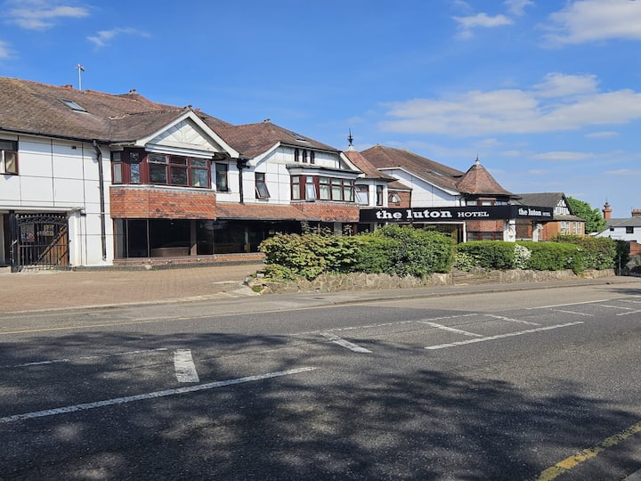 The Luton Hotel Salle Jumelle Standard - Luton