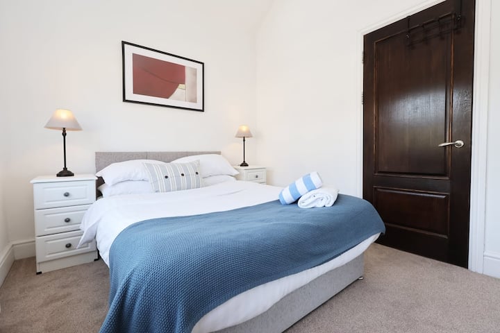 Comfortable Stay On Cathedral Road! - Cardiff