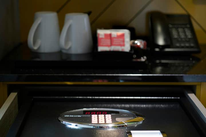 Superior Queen Room, Modern Hotel In Trendy Area - Newton