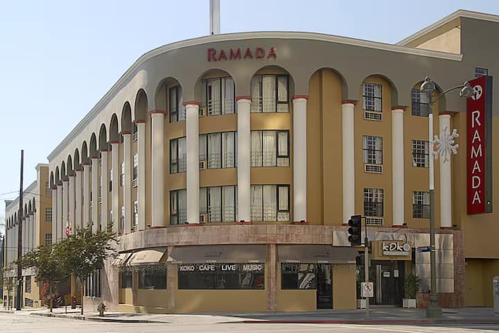 King Room | Ramada La | Near Sm Entertainment Sq - Hollywood, CA