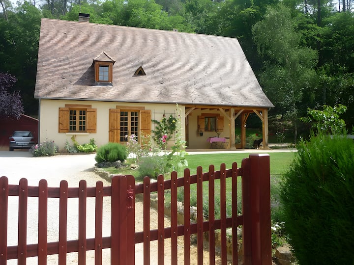 Sous Le Tilleul, Chez Joelle Et Guy - Sarlat-la-Canéda