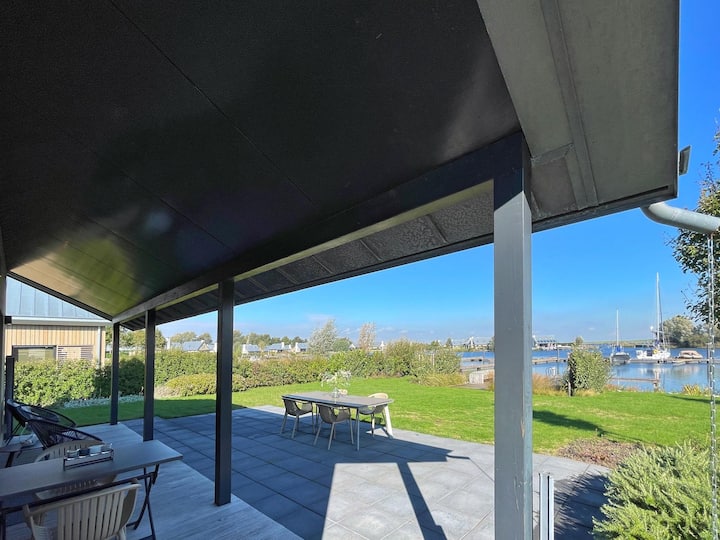 Villa Oesterdam | 4 People - Bergen op Zoom