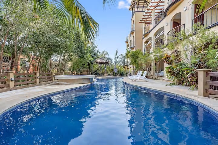 Condo With Shared Pool And Rooftop Terrace - Tamarindo