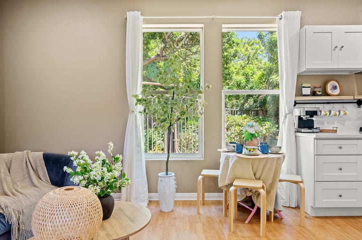 Tranquil Nature Retreat Private Garden&cozy Charm - Pomona, CA