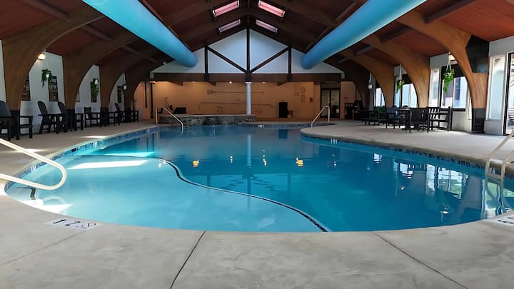 Rejuvenating Stay | 2 Units W/golf & Spa Access - East Stroudsburg
