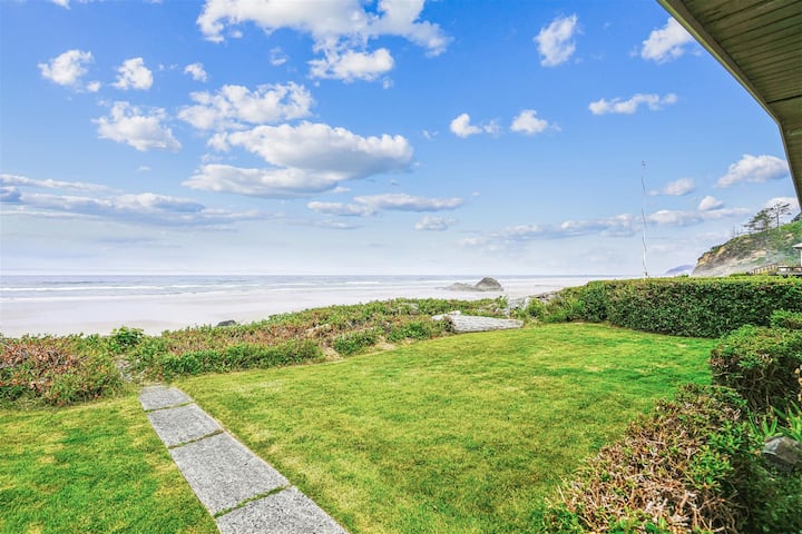 Cape Escape - New Oceanfront Listing! - Cannon Beach, OR