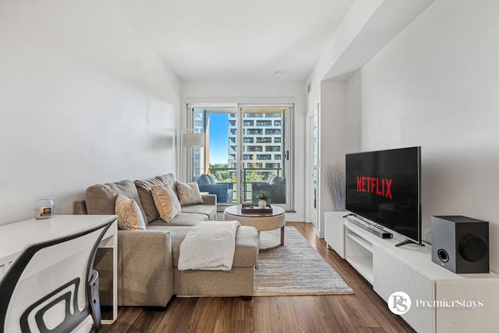 Luxury Cozy Downtown » 2 Br » Sleeps 6 » Parking - Calgary