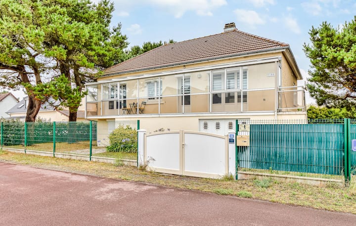 Awesome Home In Pirou With Wifi - Pirou