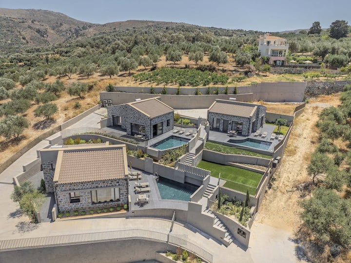 Valley View Villas - With 3 Pools - Crète