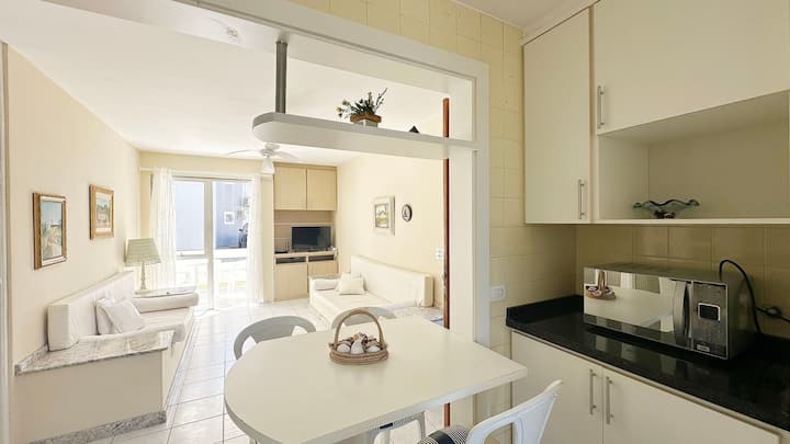 Apartamento Frente Mar - Wi-fi - Guaratuba