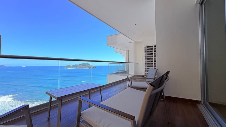 Lujo Frente Al Mar Con Rooftop En Zona Dorada - Mazatlán