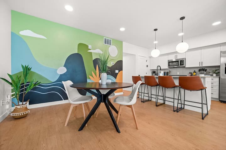 Slc - Delta Ctr -King Bd - Airport - Garage - Salt Lake City, UT