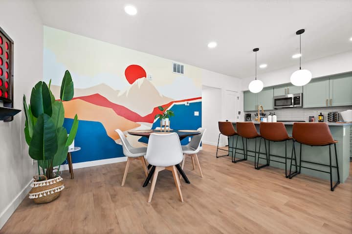 Boho Vibe Townhome King Bed Garage Slc - Salt Lake City