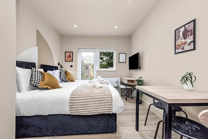 Curated Comfort | Designer Studio W/ Garden Access - London