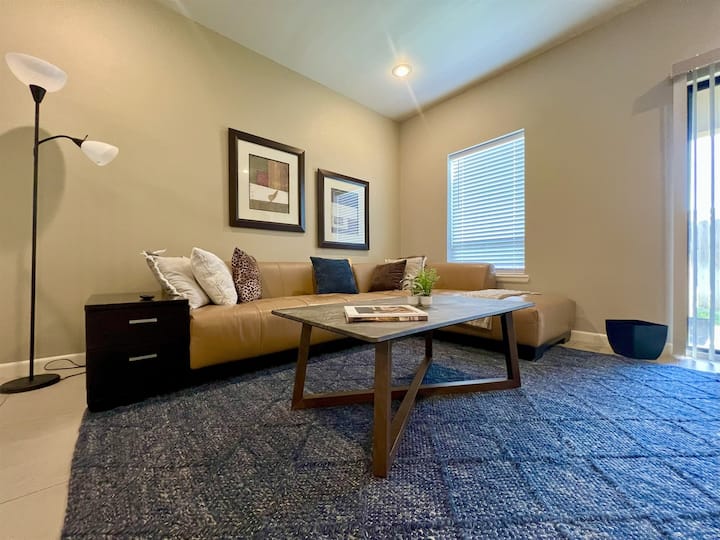 Portside Retreat - Modern & Cozy 1bd/1ba - Brownsville, TX