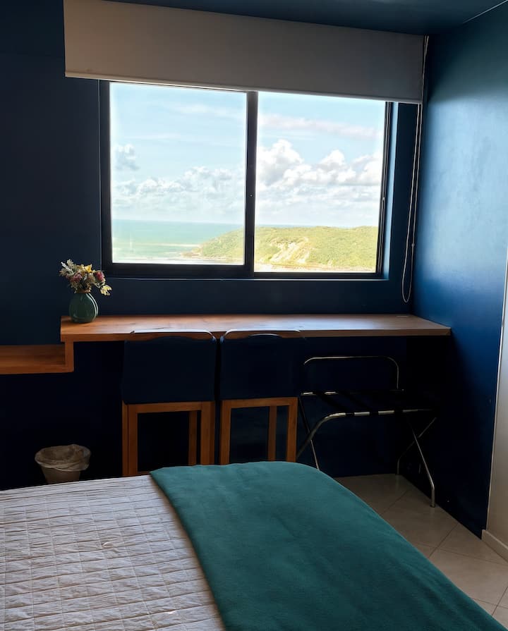 Elegant Retreat With Stunning Blue Views - Natal