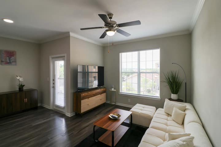 Modern 1br In Magnolia • Close To The Woodlands - The Woodlands, TX