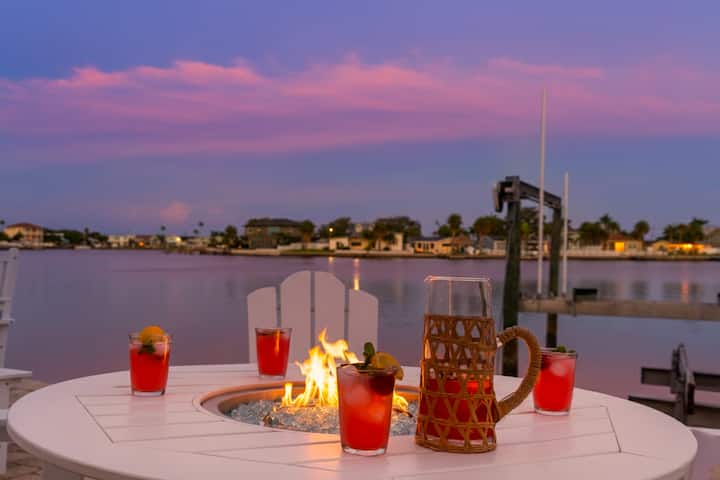 4 Unit Beach Condo Building With Dock, Sleeps 24 - Indian Rocks Beach, FL