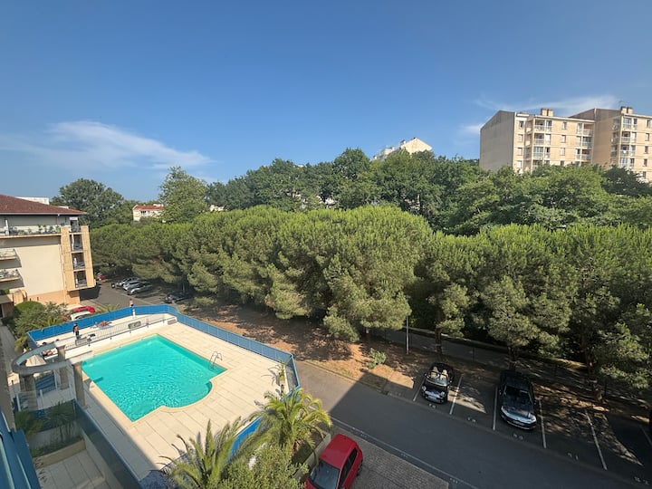 T3 Calme Et Sécurisé Avec Terrasse - Anglet