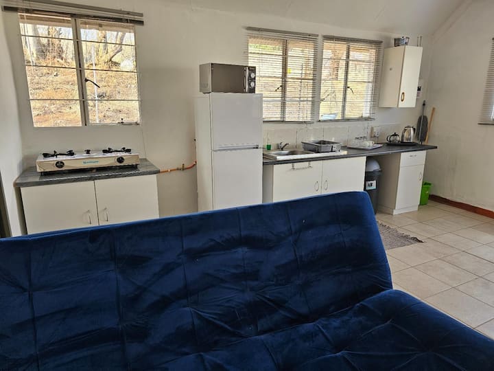 Kwamanzi Guest Farm - Standard Chalet - Magaliesburg