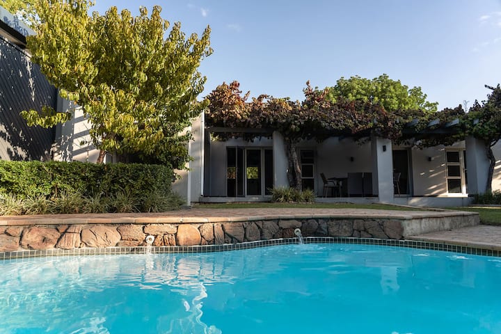 Pool & Garden Winelands Retreat - Stellenbosch