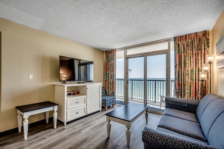 Spacious Oceanfront Condo | Compass Cove 1117 - Myrtle Beach, SC