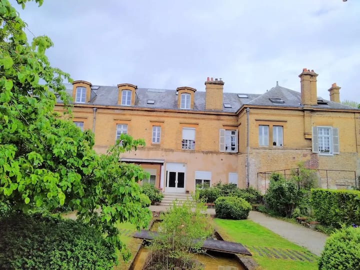 Studio à Sedan - Sedan