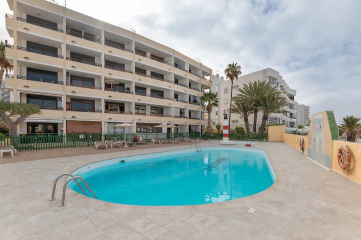 Lirio Blanco De Las Islas Canarias - Maspalomas