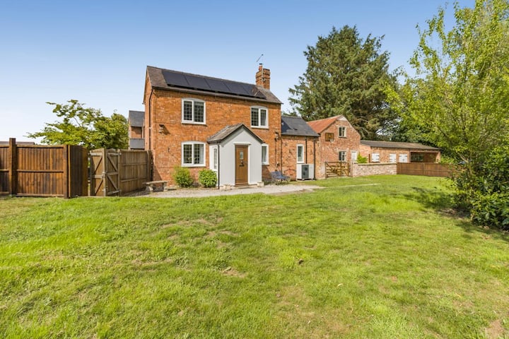 4 Bed In Bronington (Oc-g32599) - Whitchurch