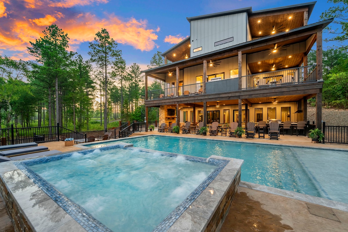 8 BRD, Sleeps 30, ATV, Pool, Pickleball, Creekside - Cabins for Rent in ...