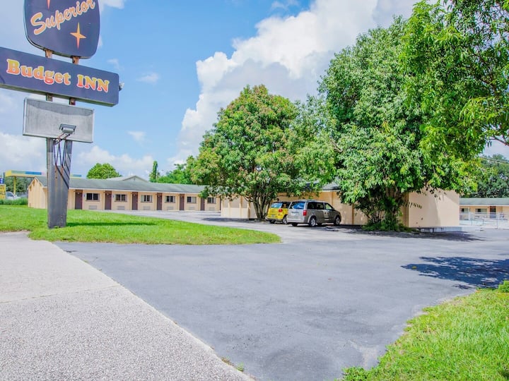 2 Lit Complet | Non Smoking - Lake Garfield, FL